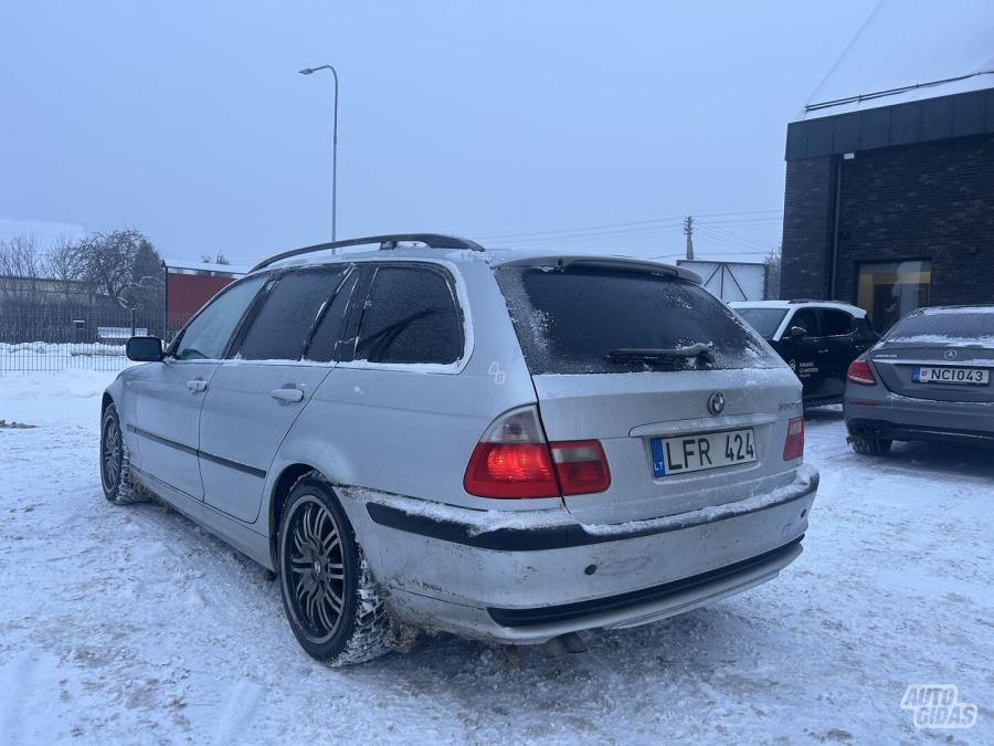 BMW 330 2004 in Kaunas, with an engine capacity of 3.00 L and mileage of 300 thousand km for 1790 €, photo 4 on AUTOMOTO.COM.LV
