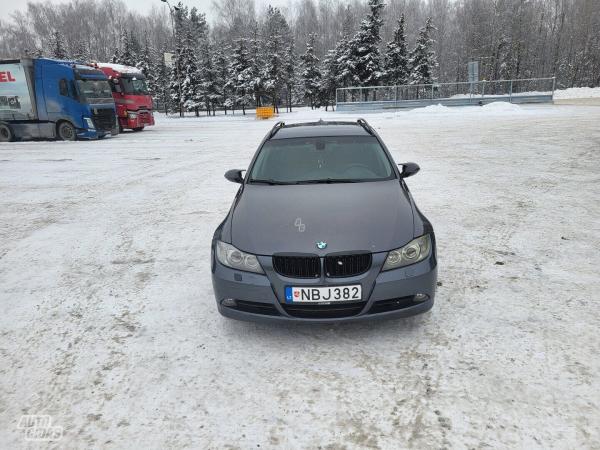BMW 330 2005 Kauņa, ar dzinēja tilpumu 3.00 L un nobraukumu 365 tūkst. km par 2399 €, foto 1 vietnē AUTOMOTO.COM.LV