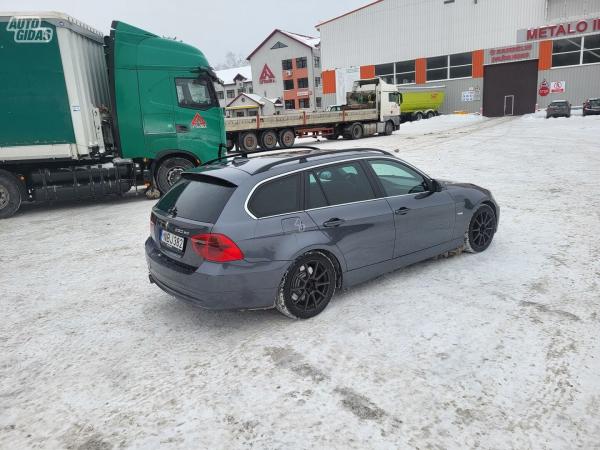 BMW 330 2005 Kauņa, ar dzinēja tilpumu 3.00 L un nobraukumu 365 tūkst. km par 2399 €, foto 3 vietnē AUTOMOTO.COM.LV