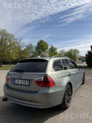 BMW 330 2005 Liepāja, ar dzinēja tilpumu 3.00 L un nobraukumu 410 tūkst. km par 3400 €, foto 3 vietnē AUTOMOTO.COM.LV
