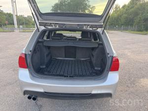 BMW 330 2006 Liepāja, ar dzinēja tilpumu 3.00 L un nobraukumu 381 tūkst. km par 5200 €, foto 7 vietnē AUTOMOTO.COM.LV