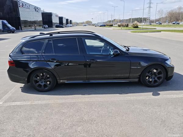 BMW 330 2006 in Kaunas, with an engine capacity of 0.00 L and mileage of 299 thousand km for 3700 €, photo 5 on AUTOMOTO.COM.LV