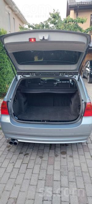 BMW 330 2006 in Riga, with an engine capacity of 3.00 L and mileage of 344 thousand km for 4650 €, photo 8 on AUTOMOTO.COM.LV