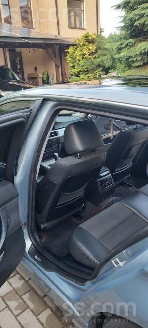 BMW 330 2006 in Riga, with an engine capacity of 3.00 L and mileage of 344 thousand km for 4650 €, photo 10 on AUTOMOTO.COM.LV