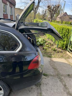 BMW 330 2006 Rapla, ar dzinēja tilpumu 3.00 L un nobraukumu 467 tūkst. km par 3900 €, foto 6 vietnē AUTOMOTO.COM.LV