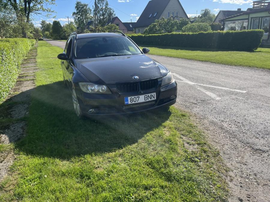BMW 330 2006 Rapla, ar dzinēja tilpumu 3.00 L un nobraukumu 467 tūkst. km par 3900 €, foto 10 vietnē AUTOMOTO.COM.LV