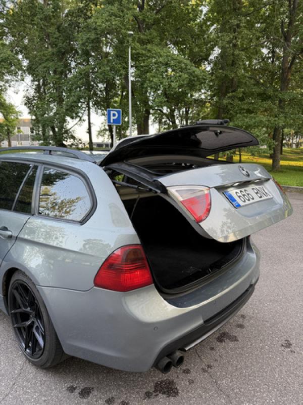 BMW 330 2006 Kohtla-Jerve, ar dzinēja tilpumu 3.00 L un nobraukumu 530 tūkst. km par 6100 €, foto 7 vietnē AUTOMOTO.COM.LV