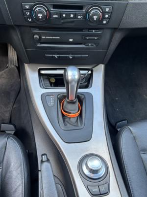 BMW 330 2006 in Tallinn, with an engine capacity of 3.00 L and mileage of 425 thousand km for 5500 €, photo 14 on AUTOMOTO.COM.LV