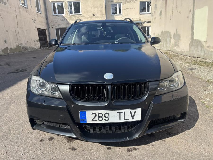 BMW 330 2006 in Tallinn, with an engine capacity of 3.00 L and mileage of 425 thousand km for 5500 €, photo 23 on AUTOMOTO.COM.LV