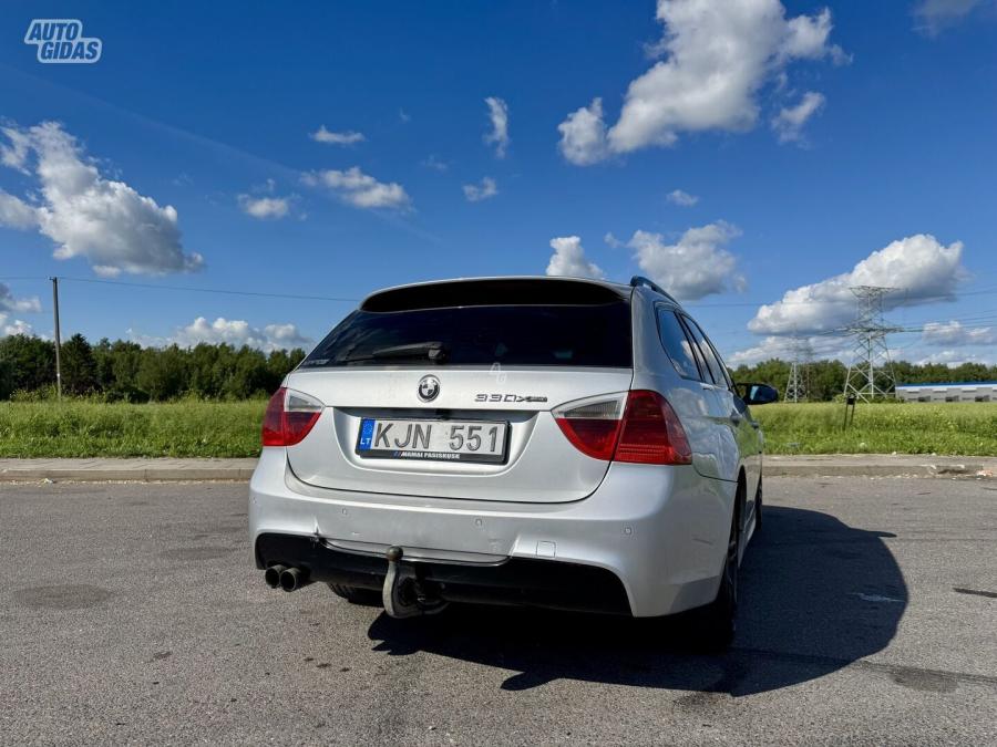 BMW 330 2006 Panevēža, ar dzinēja tilpumu 3.00 L un nobraukumu 344 tūkst. km par 3650 €, foto 7 vietnē AUTOMOTO.COM.LV