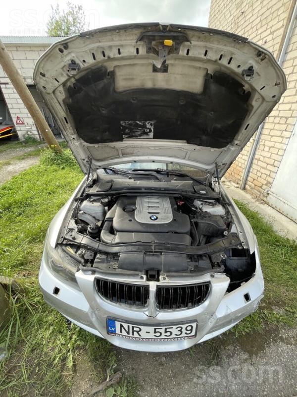 BMW 330 2007 Rēzekne, ar dzinēja tilpumu 3.00 L un nobraukumu 29 tūkst. km par 37500 €, foto 6 vietnē AUTOMOTO.COM.LV