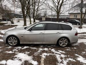 BMW 330 2007 in Riga, with an engine capacity of 3.00 L and mileage of 246 thousand km for 5200 €, photo 4 on AUTOMOTO.COM.LV