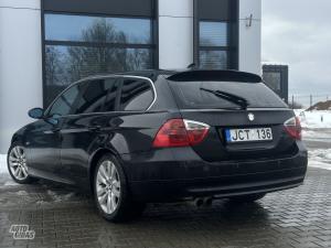 BMW 330 2007 in Klaipeda, with an engine capacity of 3.00 L and mileage of 345 thousand km for 3200 €, photo 3 on AUTOMOTO.COM.LV