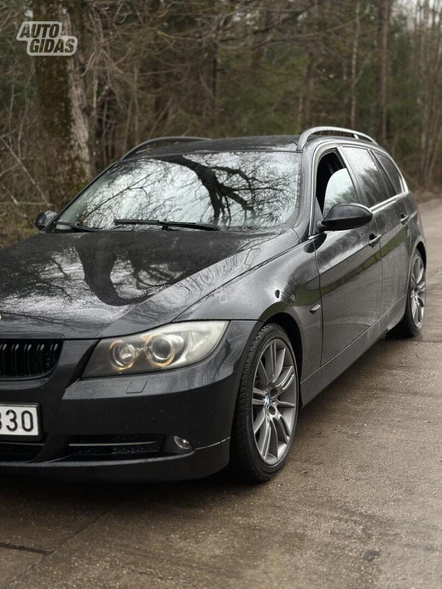 BMW 330 2007 in Vilnius, with an engine capacity of 3.00 L and mileage of 371 thousand km for 3200 €, photo 4 on AUTOMOTO.COM.LV