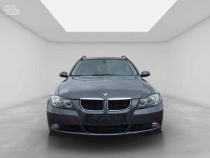 BMW 330 2007 in Kaunas, with an engine capacity of 3.00 L and mileage of 369 thousand km for 3590 €, photo 3 on AUTOMOTO.COM.LV