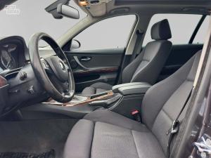 BMW 330 2007 in Kaunas, with an engine capacity of 3.00 L and mileage of 369 thousand km for 3590 €, photo 10 on AUTOMOTO.COM.LV