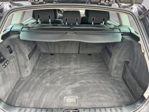 BMW 330 2007 in Kaunas, with an engine capacity of 3.00 L and mileage of 369 thousand km for 3590 €, photo 21 on AUTOMOTO.COM.LV