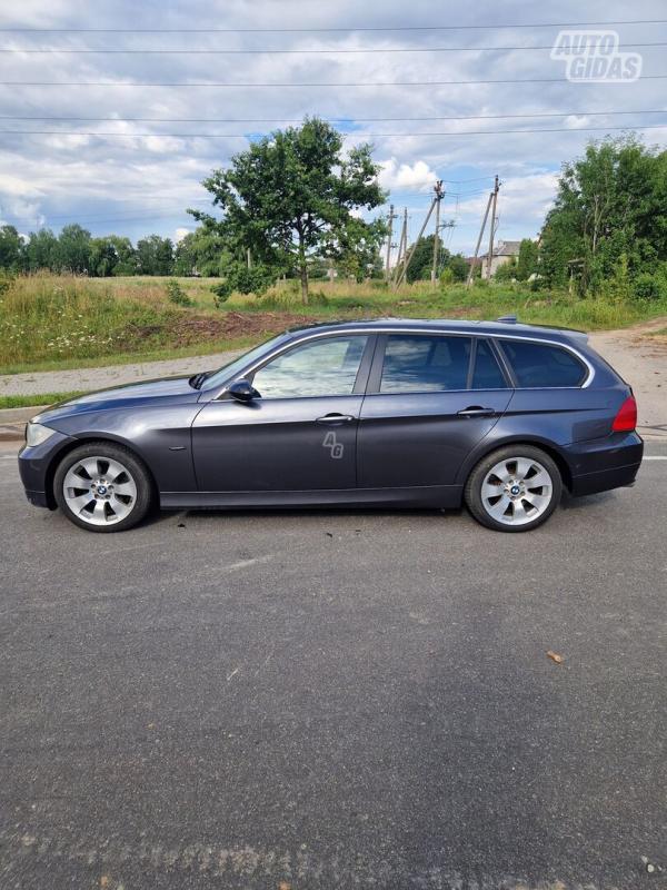 BMW 330 2007 Kauņa, ar dzinēja tilpumu 3.00 L un nobraukumu 349 tūkst. km par 3600 €, foto 5 vietnē AUTOMOTO.COM.LV