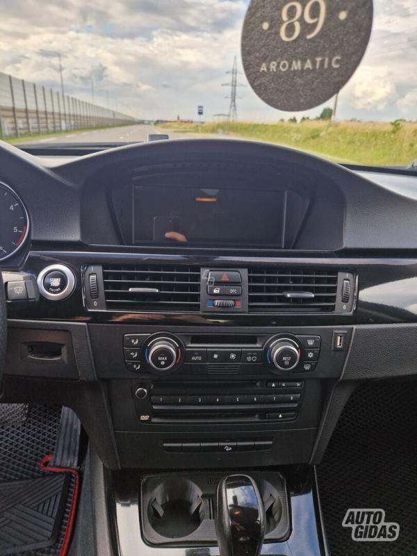 BMW 330 2007 Kauņa, ar dzinēja tilpumu 3.00 L un nobraukumu 349 tūkst. km par 3600 €, foto 10 vietnē AUTOMOTO.COM.LV