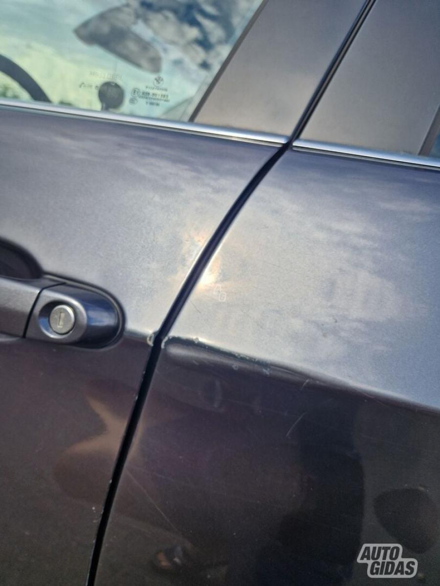 BMW 330 2007 Kauņa, ar dzinēja tilpumu 3.00 L un nobraukumu 349 tūkst. km par 3500 €, foto 20 vietnē AUTOMOTO.COM.LV