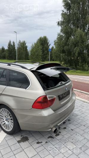 BMW 330 2007 in Jelgava, with an engine capacity of 3.00 L and mileage of 431 thousand km for 3500 €, photo 6 on AUTOMOTO.COM.LV