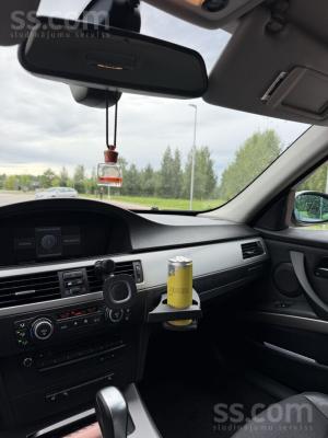 BMW 330 2007 in Jelgava, with an engine capacity of 3.00 L and mileage of 431 thousand km for 3500 €, photo 11 on AUTOMOTO.COM.LV