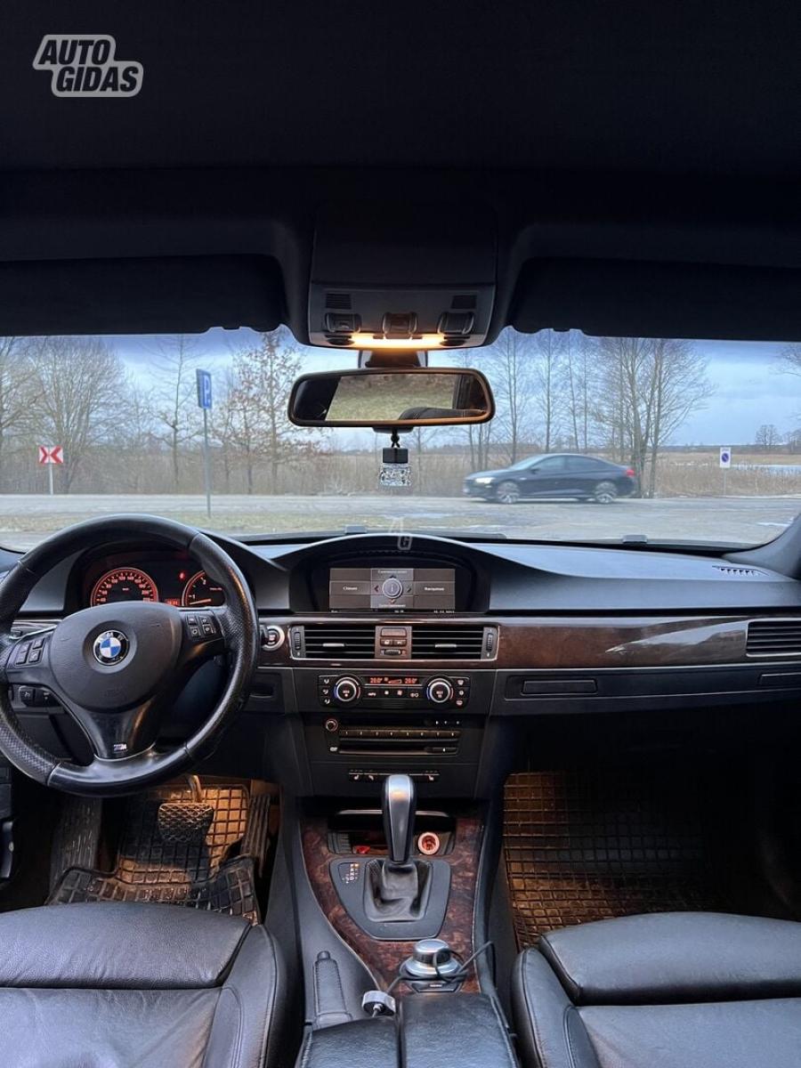 BMW 330 2007 Viļņa, ar dzinēja tilpumu 3.00 L un nobraukumu 401 tūkst. km par 3800 €, foto 9 vietnē AUTOMOTO.COM.LV