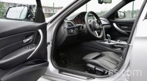BMW 330 2012 in Riga, with an engine capacity of 3.00 L and mileage of 380 thousand km for 10450 €, photo 27 on AUTOMOTO.COM.LV