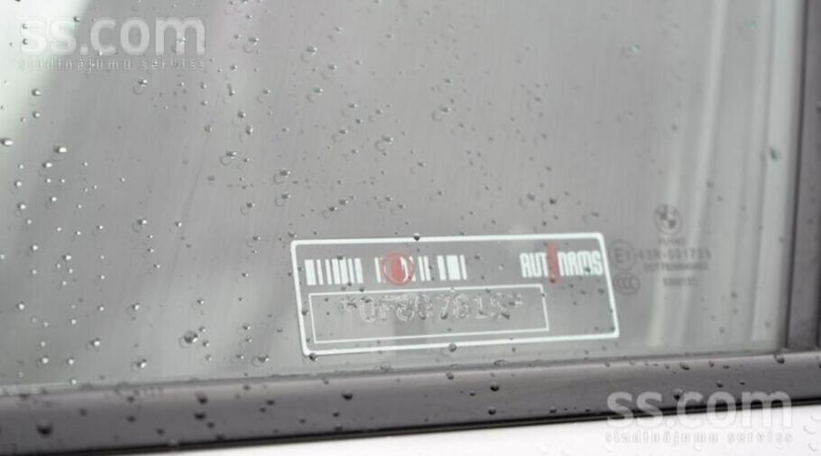 BMW 330 2012 in Riga, with an engine capacity of 3.00 L and mileage of 380 thousand km for 10450 €, photo 34 on AUTOMOTO.COM.LV