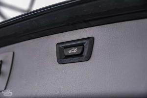 BMW 330 2012 in Kaunas, with an engine capacity of 3.00 L and mileage of 235 thousand km for 10990 €, photo 14 on AUTOMOTO.COM.LV