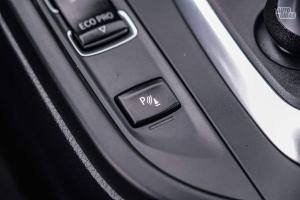 BMW 330 2012 in Kaunas, with an engine capacity of 3.00 L and mileage of 235 thousand km for 10990 €, photo 21 on AUTOMOTO.COM.LV