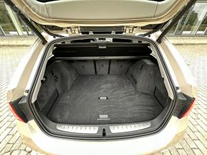 BMW 330 2013 in Tukums, with an engine capacity of 3.00 L and mileage of 264 thousand km for 8990 €, photo 14 on AUTOMOTO.COM.LV