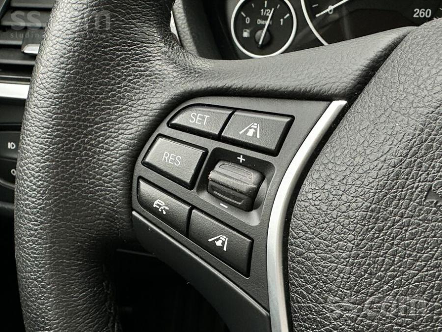 BMW 330 2013 in Tukums, with an engine capacity of 3.00 L and mileage of 264 thousand km for 8990 €, photo 24 on AUTOMOTO.COM.LV