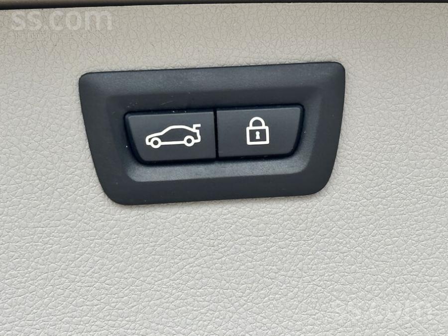 BMW 330 2013 in Tukums, with an engine capacity of 3.00 L and mileage of 264 thousand km for 8990 €, photo 33 on AUTOMOTO.COM.LV