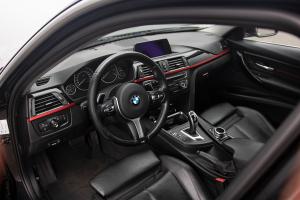 BMW 330 2014 Pērnava, ar dzinēja tilpumu 3.00 L un nobraukumu 264 tūkst. km par 13500 €, foto 7 vietnē AUTOMOTO.COM.LV