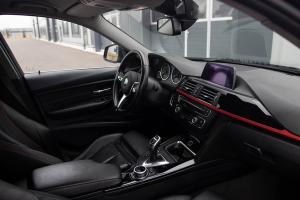 BMW 330 2014 Pērnava, ar dzinēja tilpumu 3.00 L un nobraukumu 264 tūkst. km par 13500 €, foto 9 vietnē AUTOMOTO.COM.LV