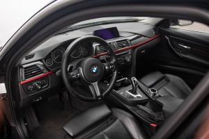 BMW 330 2014 Pērnava, ar dzinēja tilpumu 3.00 L un nobraukumu 264 tūkst. km par 13500 €, foto 21 vietnē AUTOMOTO.COM.LV
