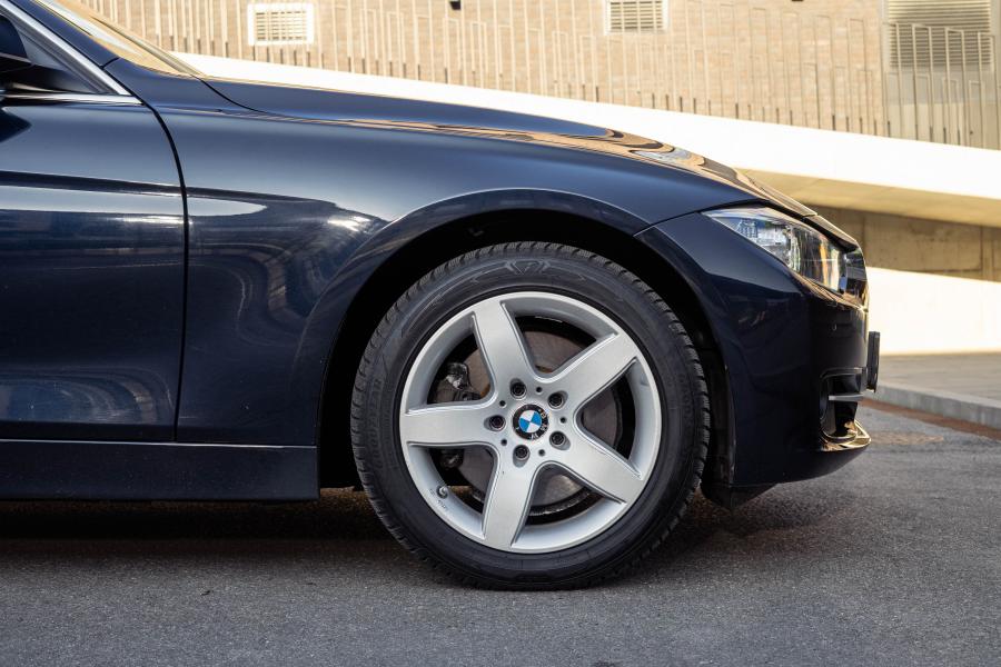 BMW 330 2014 Rīga, ar dzinēja tilpumu 0.00 L un nobraukumu 262 tūkst. km par 10990 €, foto 13 vietnē AUTOMOTO.COM.LV