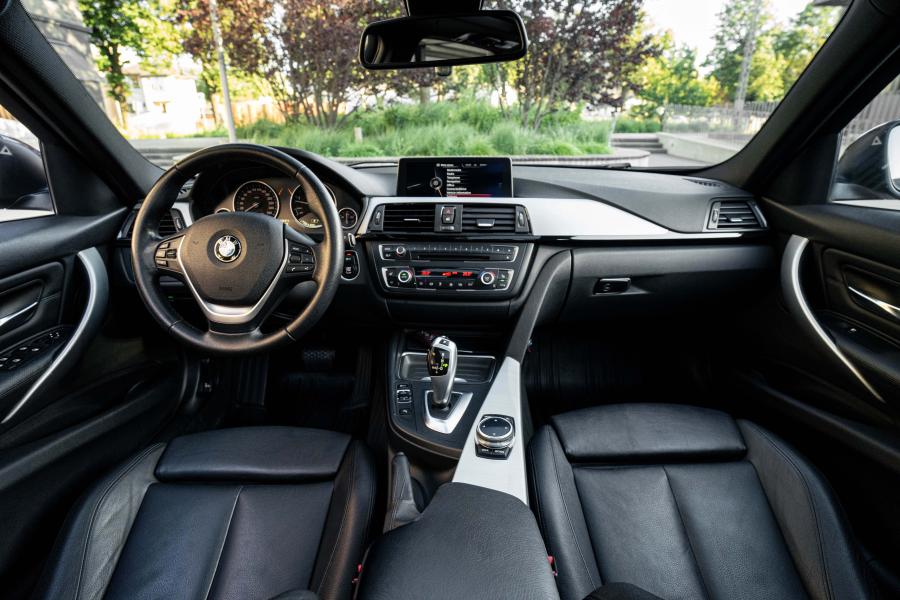 BMW 330 2014 Rīga, ar dzinēja tilpumu 0.00 L un nobraukumu 262 tūkst. km par 10990 €, foto 17 vietnē AUTOMOTO.COM.LV