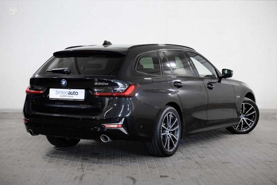 BMW 330 2022 in Vilnius, with an engine capacity of 2.00 L and mileage of 112 thousand km for 27991 €, photo 9 on AUTOMOTO.COM.LV