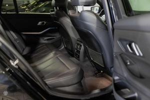 BMW 330 2022 in Vilnius, with an engine capacity of 2.00 L and mileage of 112 thousand km for 27991 €, photo 21 on AUTOMOTO.COM.LV