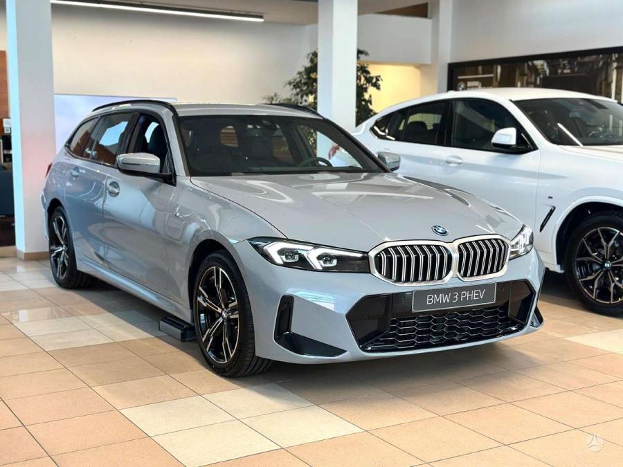 BMW 330 2025 Viļņa, ar dzinēja tilpumu 2.00 L un nobraukumu 5 tūkst. km par 49999 €, foto 2 vietnē AUTOMOTO.COM.LV