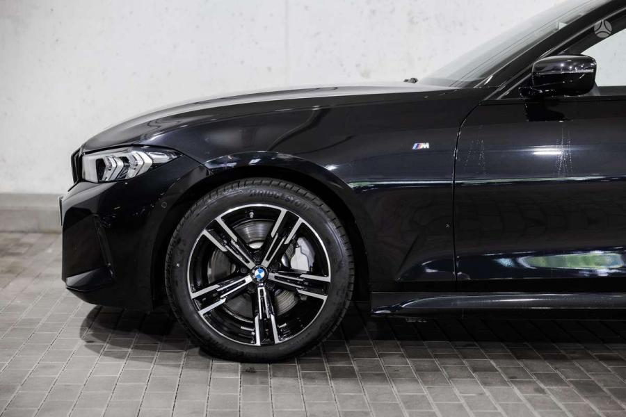 BMW 330 2025 in Vilnius, with an engine capacity of 2.00 L and mileage of 17 thousand km for 41991 €, photo 6 on AUTOMOTO.COM.LV