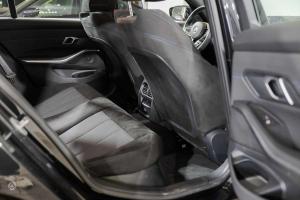 BMW 330 2025 in Vilnius, with an engine capacity of 2.00 L and mileage of 17 thousand km for 41991 €, photo 16 on AUTOMOTO.COM.LV