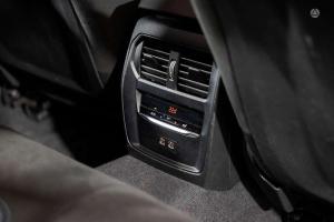 BMW 330 2025 in Vilnius, with an engine capacity of 2.00 L and mileage of 17 thousand km for 41991 €, photo 17 on AUTOMOTO.COM.LV