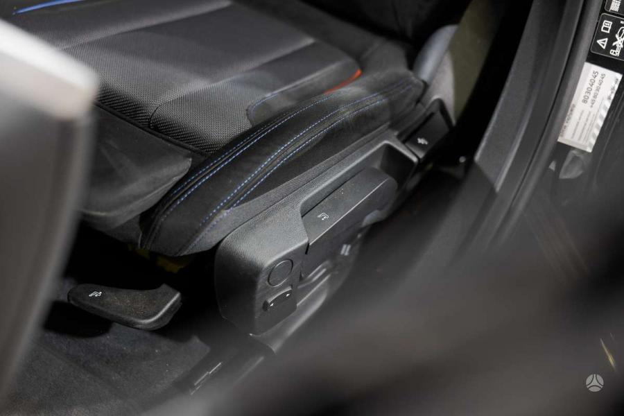 BMW 330 2025 in Vilnius, with an engine capacity of 2.00 L and mileage of 17 thousand km for 41991 €, photo 29 on AUTOMOTO.COM.LV