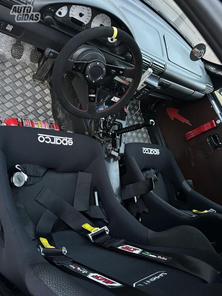 Violets BMW 330 1998 Viļņa, ar dzinēja tilpumu 3.00 L un nobraukumu 1 tūkst. km par 5350 €, foto 9 vietnē AUTOMOTO.COM.LV