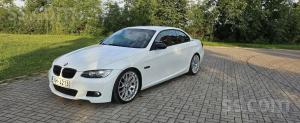 White BMW 330 2007 in Liepaja, with an engine capacity of 3.00 L and mileage of 329 thousand km for 10950 €, photo  on AUTOMOTO.COM.LV