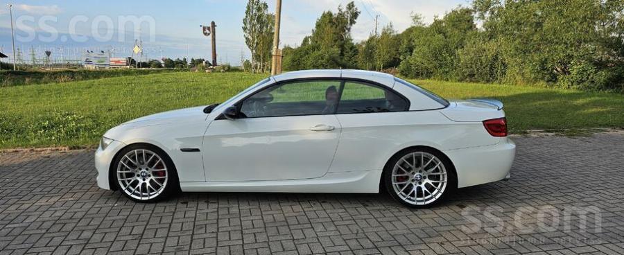 Balts BMW 330 2007 Liepāja, ar dzinēja tilpumu 3.00 L un nobraukumu 329 tūkst. km par 10950 €, foto 8 vietnē AUTOMOTO.COM.LV