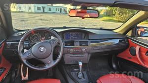 Balts BMW 330 2007 Liepāja, ar dzinēja tilpumu 3.00 L un nobraukumu 329 tūkst. km par 10950 €, foto 11 vietnē AUTOMOTO.COM.LV